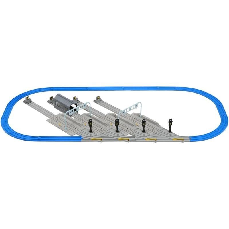 Takara Tomy Plarail Vehicle Base Rail Yard & Rail Set JAPAN OFFICIAL ...